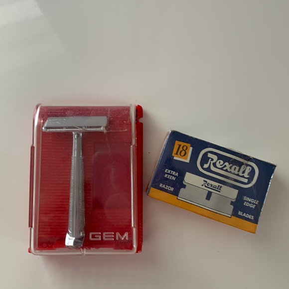 Grooming | Vintage Gem Razor In Box Plus A Vintage Unopened Box Of ...